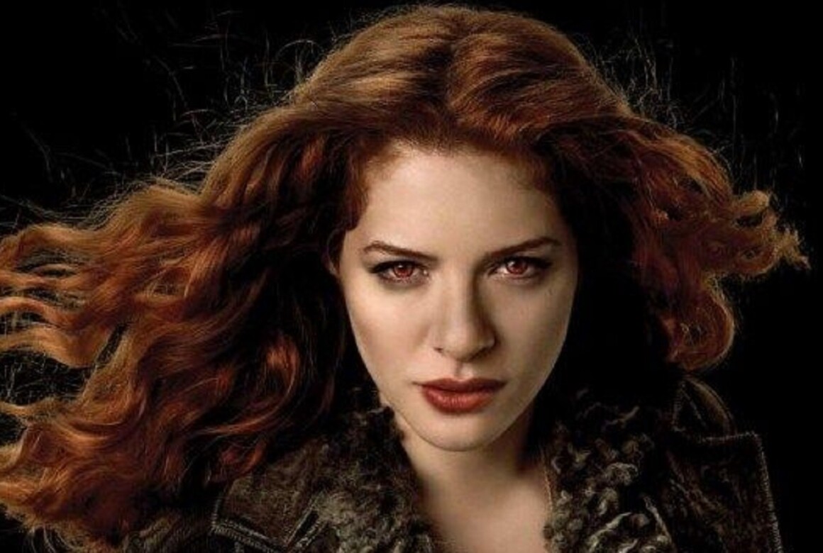 Why Did They Change Victoria in Twilight, Revealed • The Awesome One